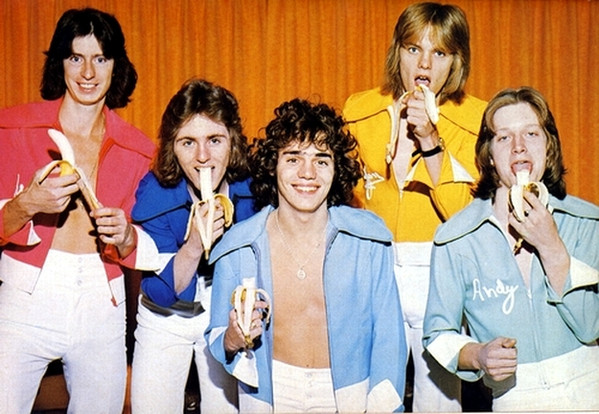 almost top of the pops – kenny